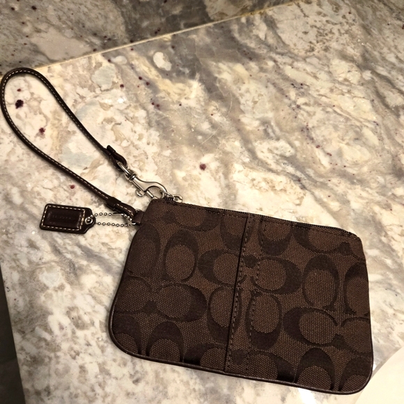 Coach | Bags | Coach Wristlet In Signature C Brown Jacquard Key Chain ...